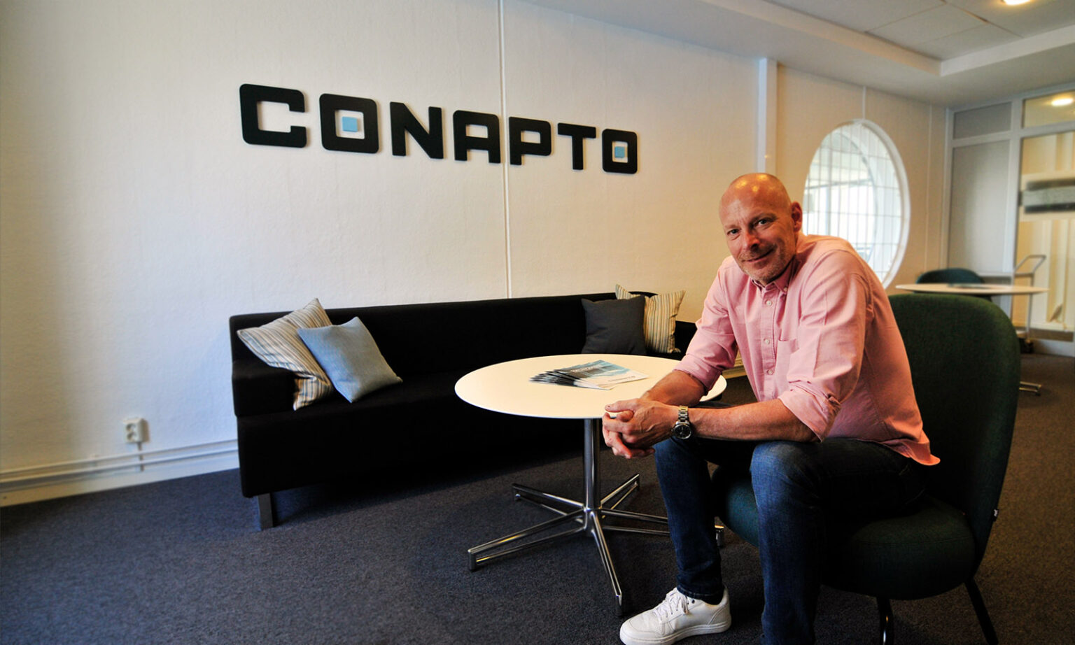 Data center colocation vs. running your own data center | CONAPTO